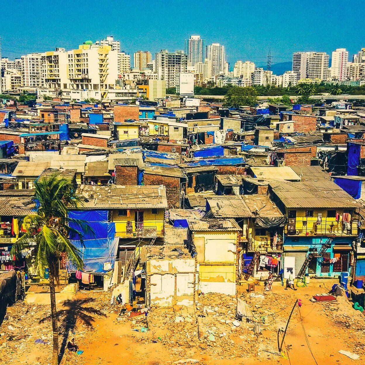 Covid na Índia: mais da metade dos favelas de Mumbai testou positivo