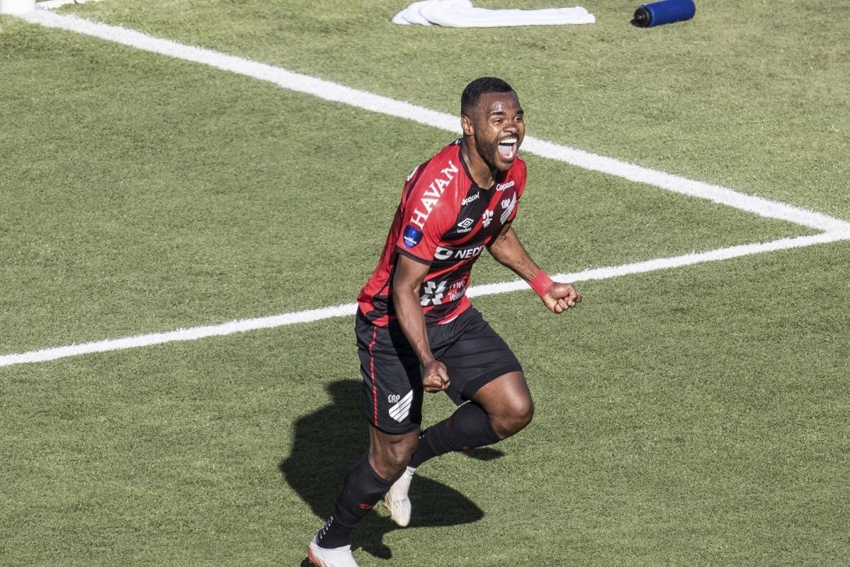 Nikão vai para qual time? Entenda a polêmica do jogador | DCI