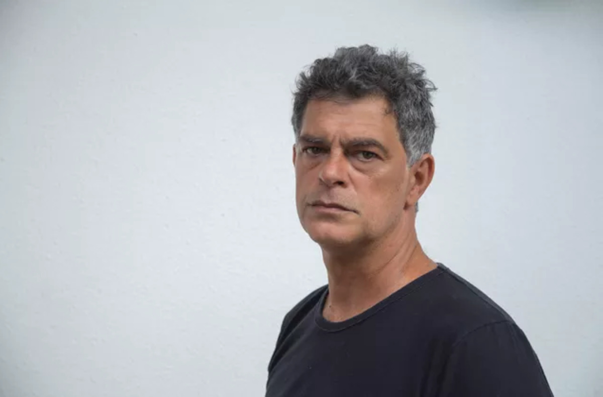Pai de Cecília em Um Lugar ao Sol: Edu Moscovis será 'Edgar'