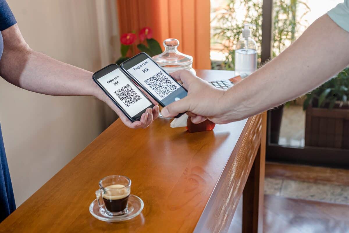 Pix fora do ar: por que caiu e o que fazer agora | DCI