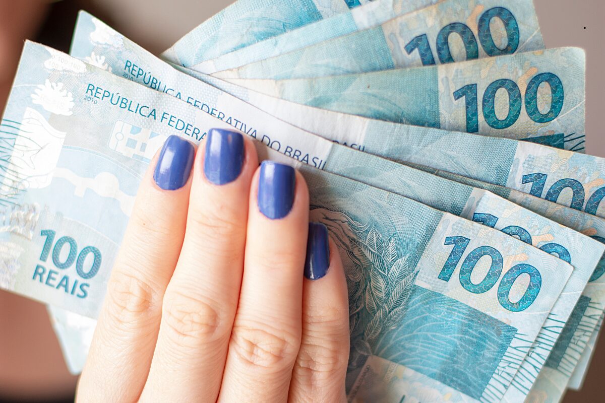 Prêmio da Mega-Sena 2886 pode render R$ 160 mil na poupança | DCI