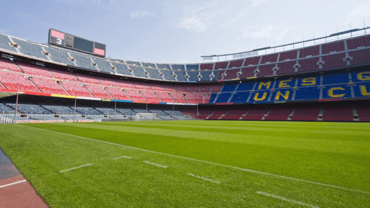 No SBT? Onde assistir o jogo do Barcelona x Racing Santander hoje na ...