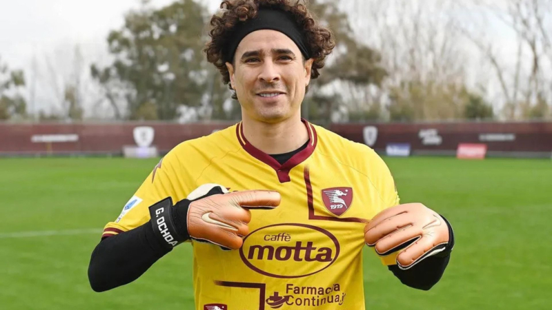 Lenda do gol: quem é Guillermo Ochoa, goleiro do México que soma 6 Copas