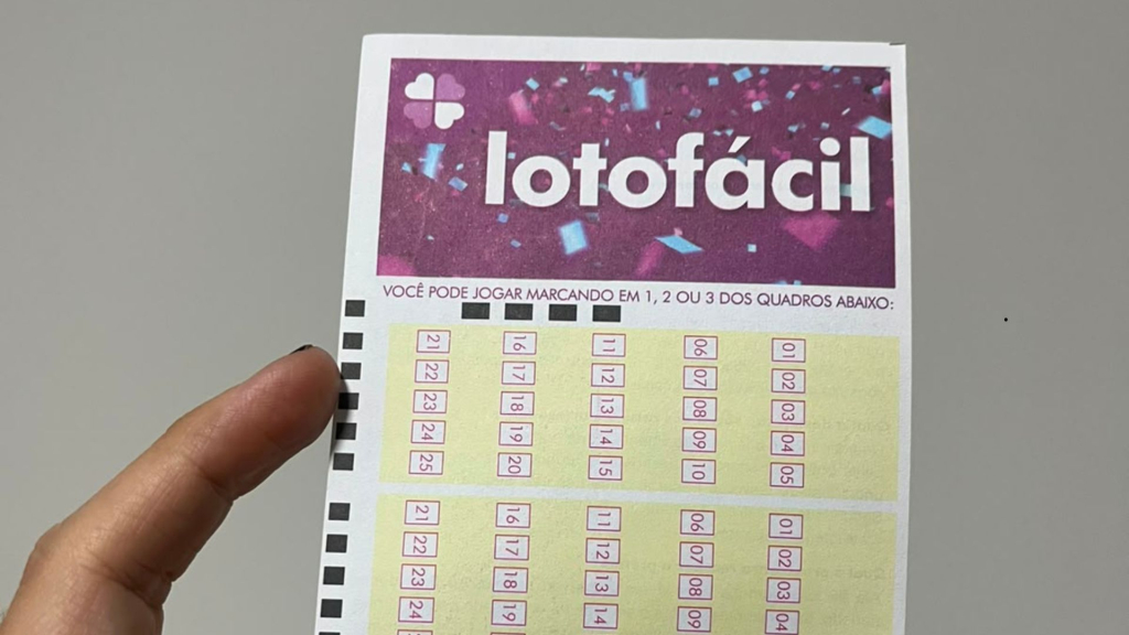 Resultado da Lotofácil hoje, concurso 3711, segunda (15/6/26)